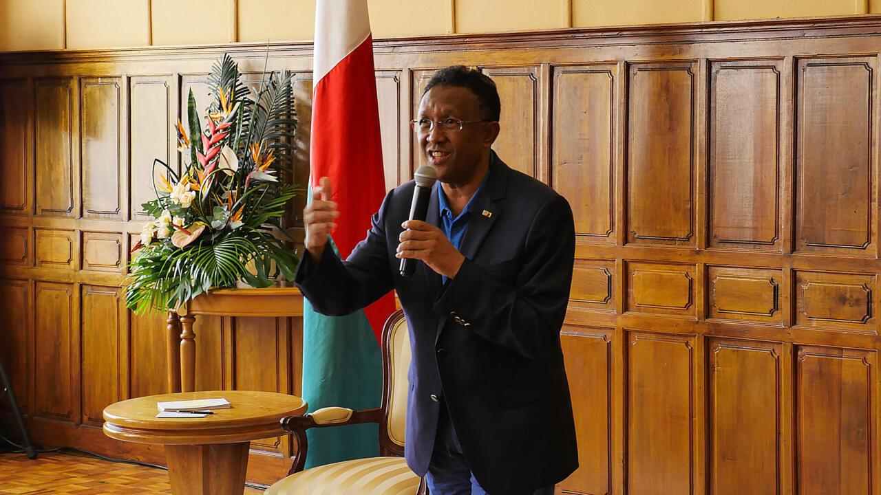 Madagascar: des anciens sénateurs sous la transition réclament une ...