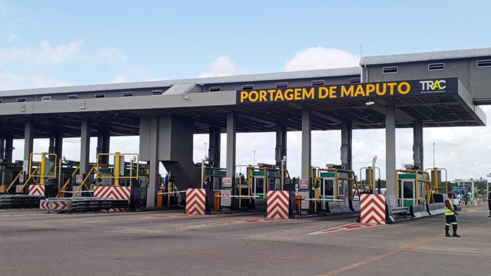 Principal entrada de Maputo bloqueada por protestos contra taxas de ...