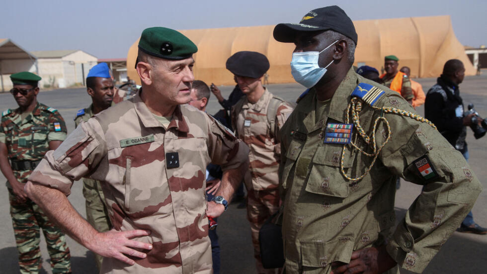 Le Niger annonce une révision de tous les accords militaires signés ...