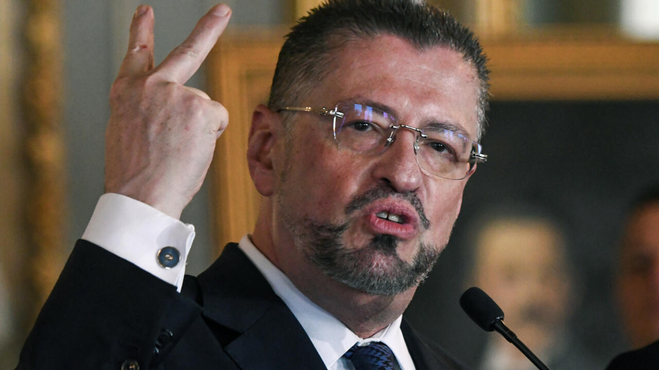 El proceso que puede provocar la destitución del presidente Chaves ...