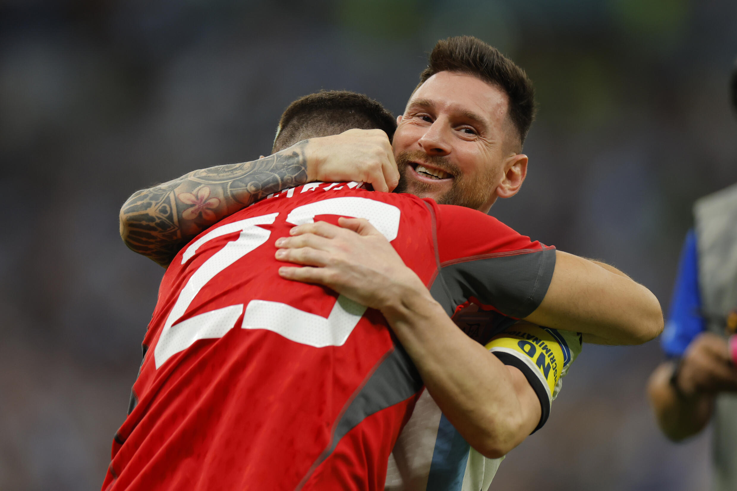 Goalkeeper Martinez saves Argentina from World Cup heartbreak