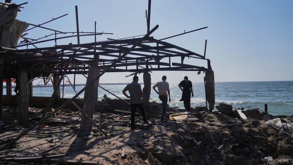 À Gaza, le café Al-Baqa détruit par une frappe israélienne: «Les forces ...