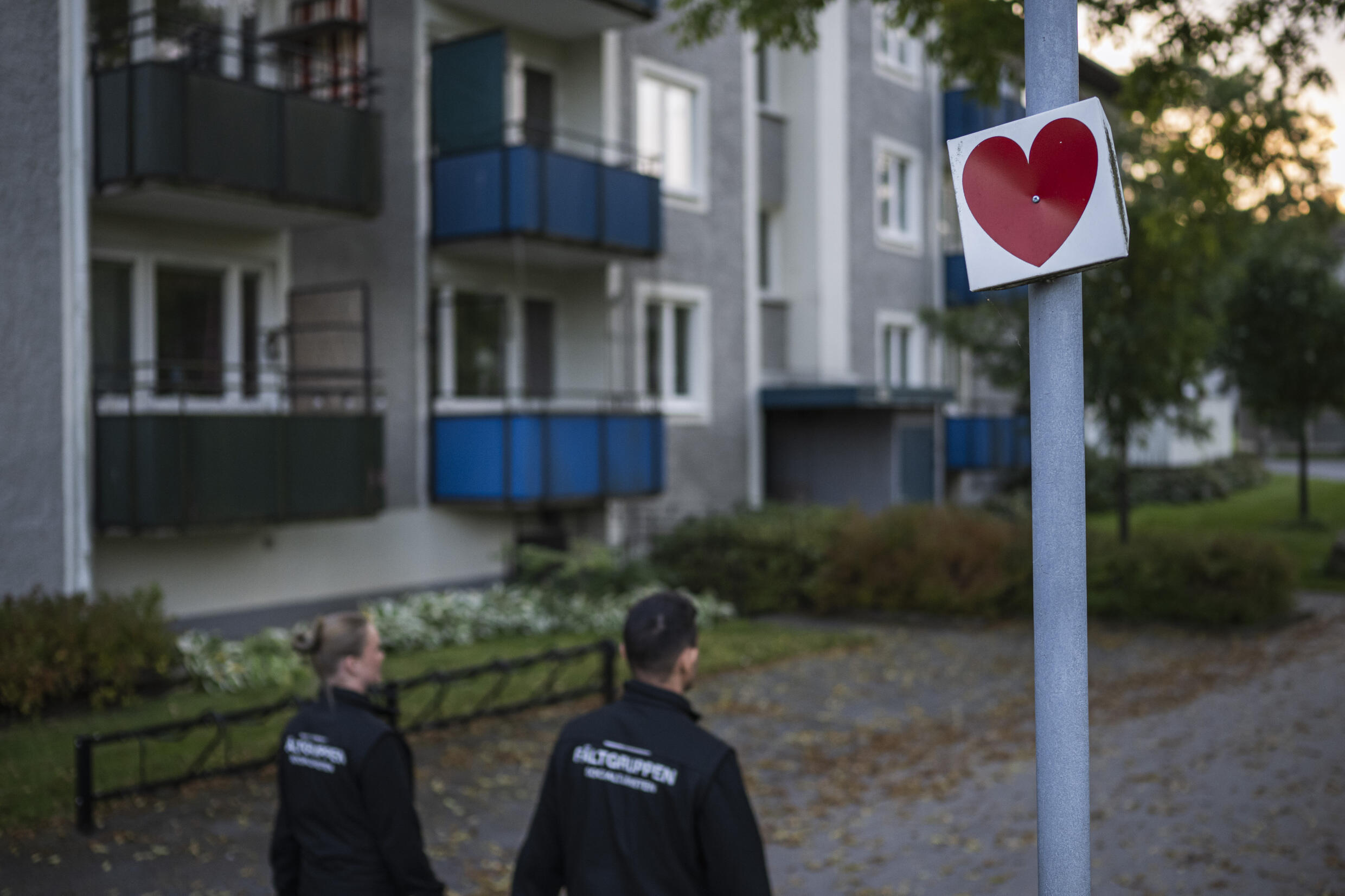 Pandillas suecas reclutan a menores como sicarios en redes sociales