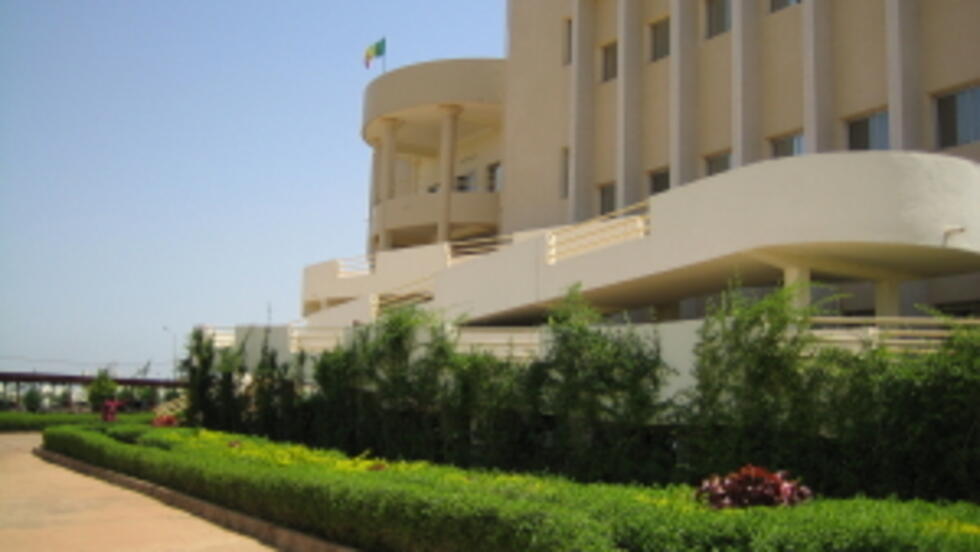 Mali: les enseignants-chercheurs poursuivent leur grève pour la ...