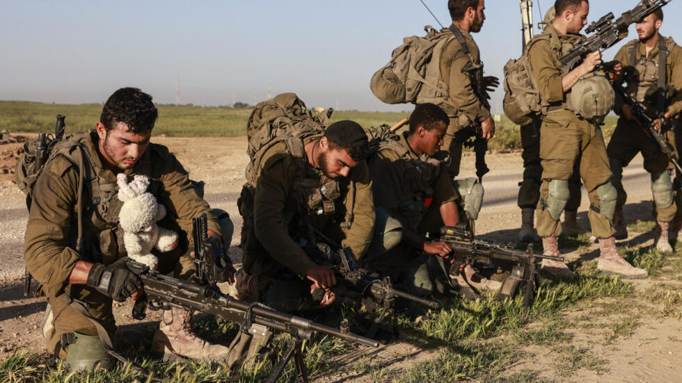 Israel llama a filas a decenas de miles de reservistas con vistas a ...