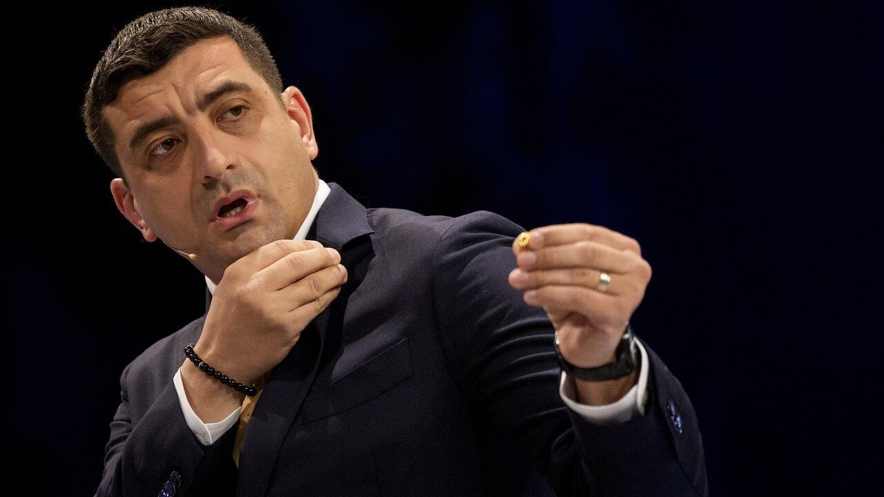 Présidentielle en Roumanie: à Paris, George Simion rêve d'un destin à ...