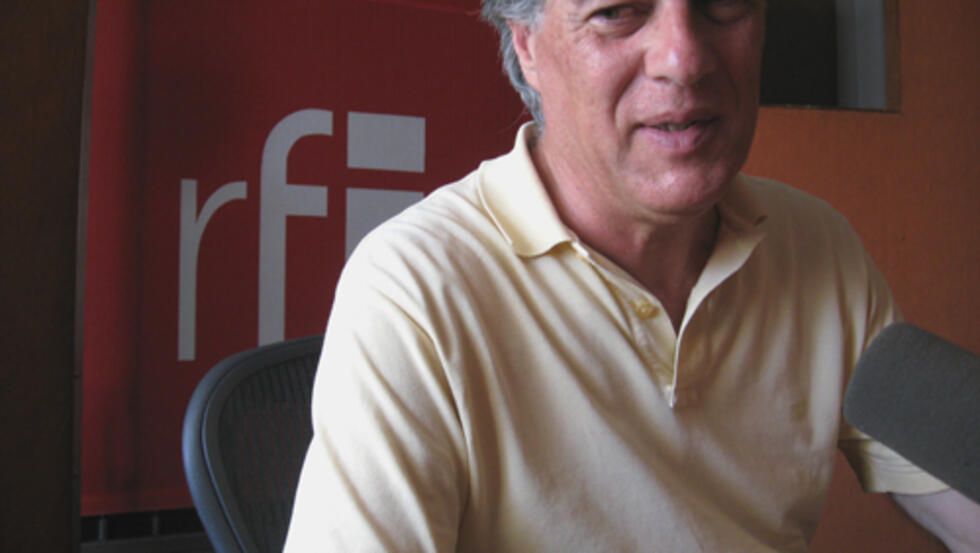 Luis Freire, Humor Sulfúrico