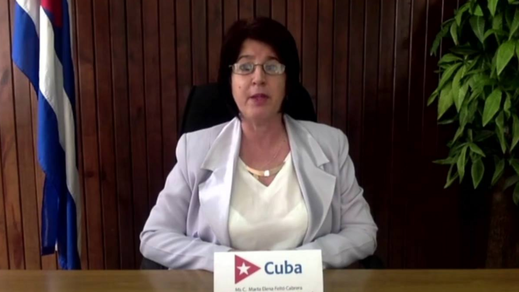 Dimite la ministra que negó la existencia de mendigos en Cuba