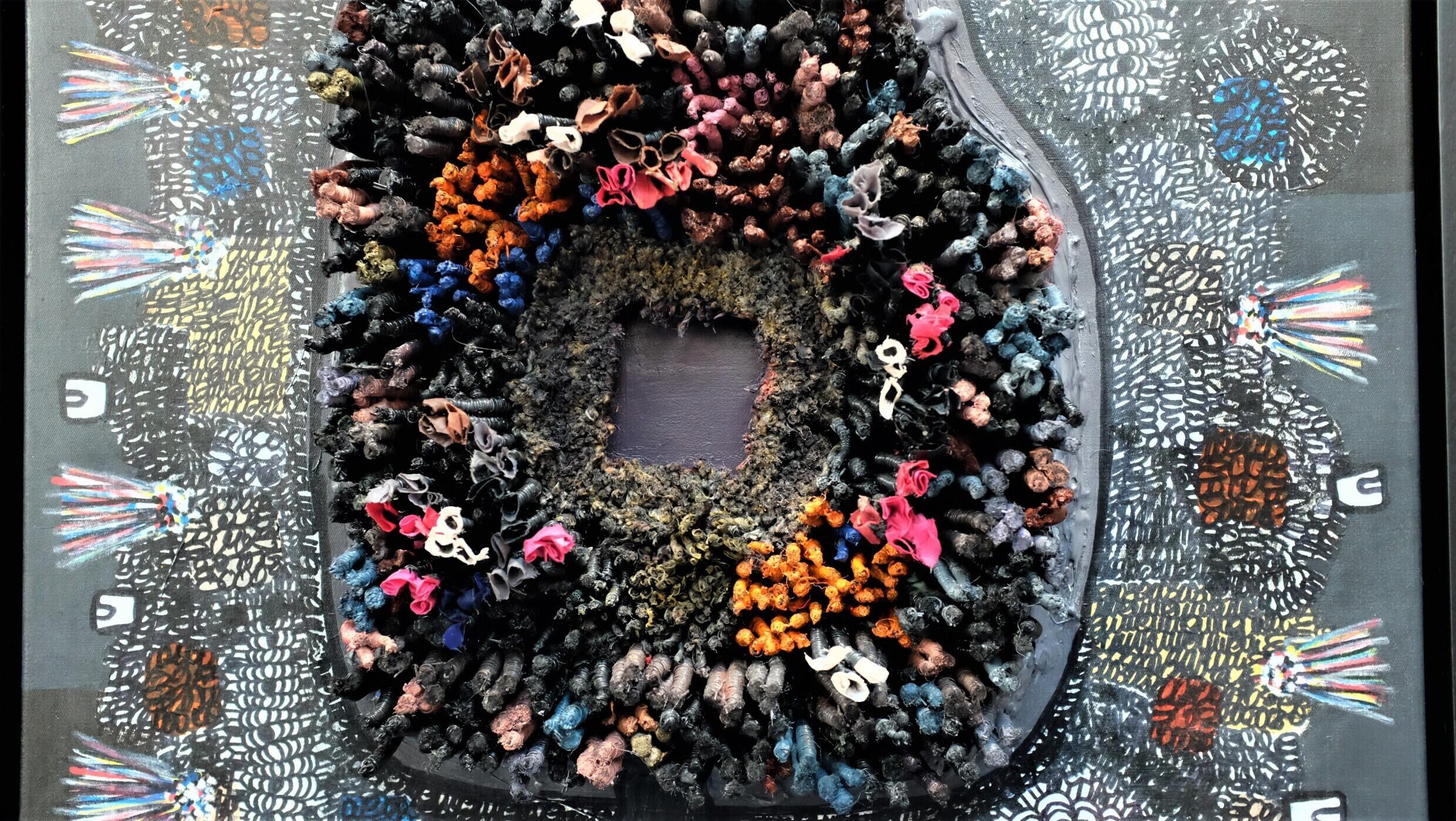 AKAA: l’artiste béninois Sanda Amadou relie art, sacré et écologie