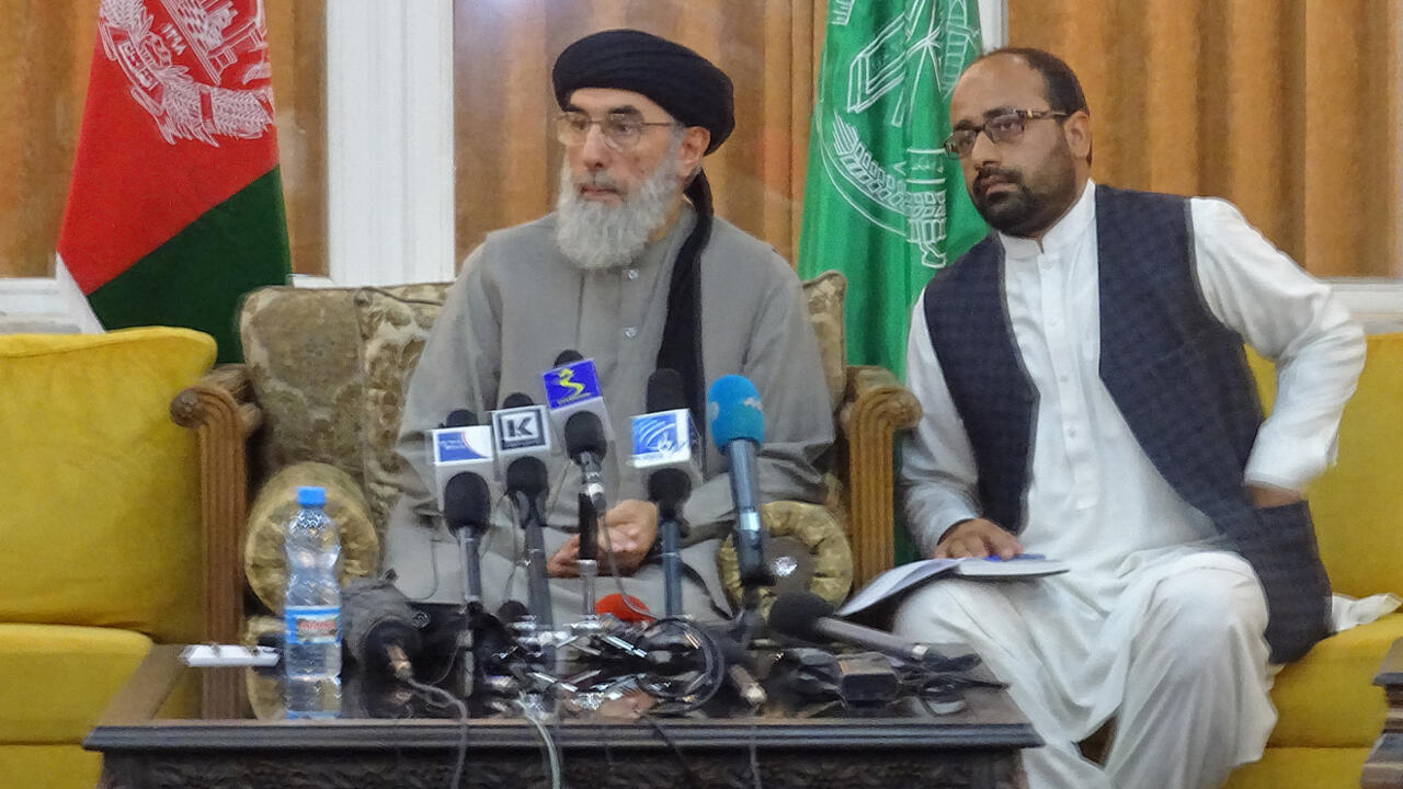 Afghanistan: la première conférence de presse de Gulbudin Hekmatyar ...