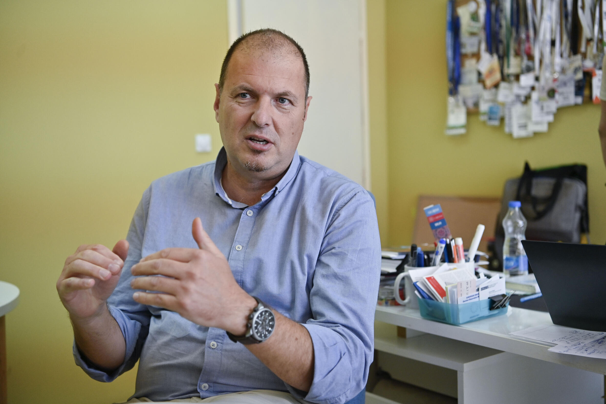 La guerra de Ucrania exacerba las divisiones en Kosovo