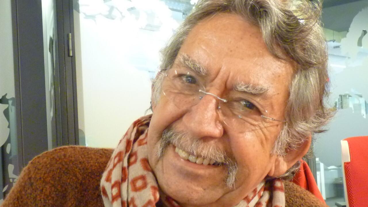 El escritor chileno Ángel Parra nos da la bienvenida al paraíso en su ...