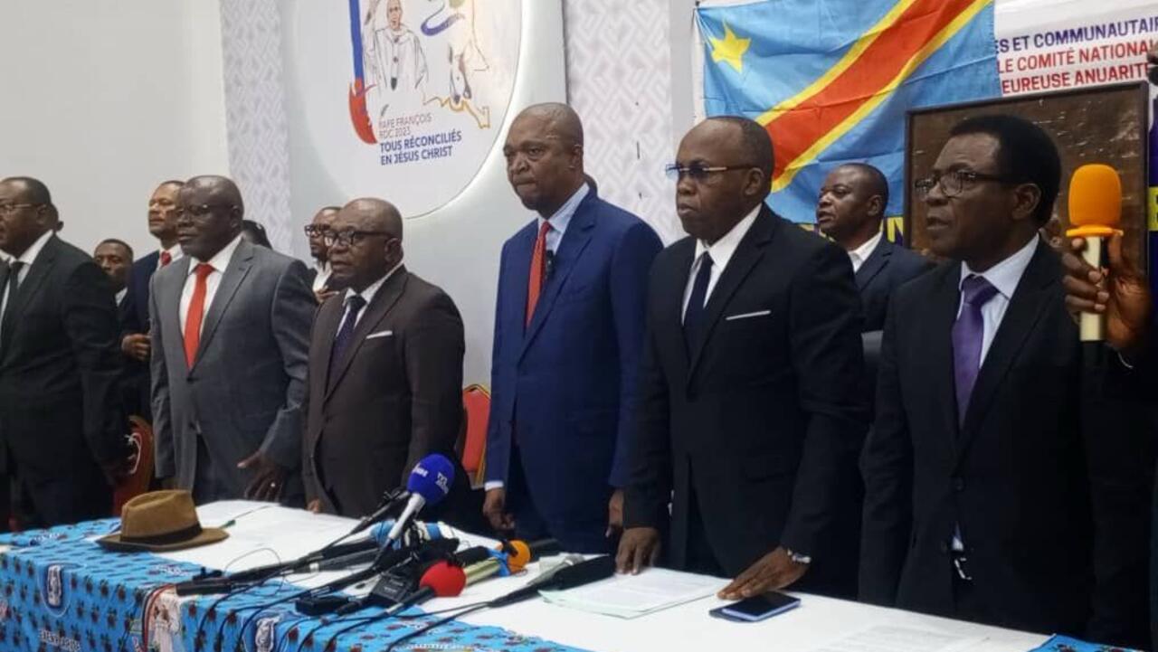 Révision de la Constitution en RDC: des opposants signent une ...