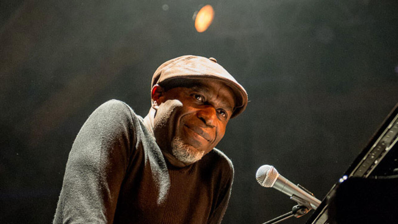 Ray Lema (musicien): «il faut dire d'où l'on vient» - Le grand invité ...