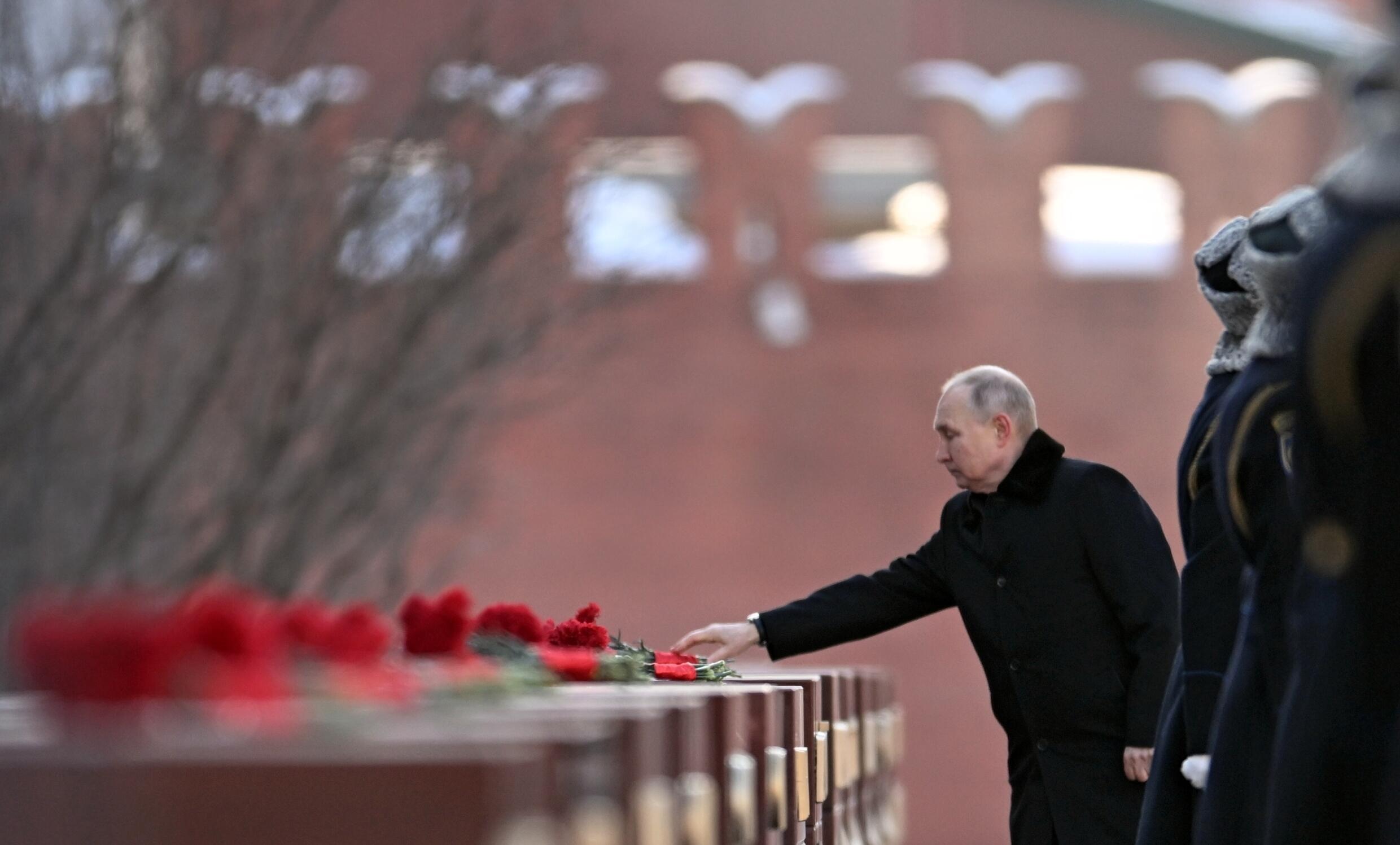 On war anniversary eve, Zelensky says Ukraine 'will prevail'