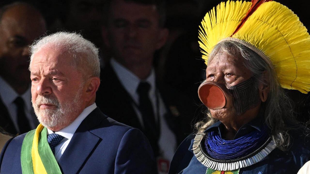 Lula da Silva promete "um Brasil de todos e para todos"