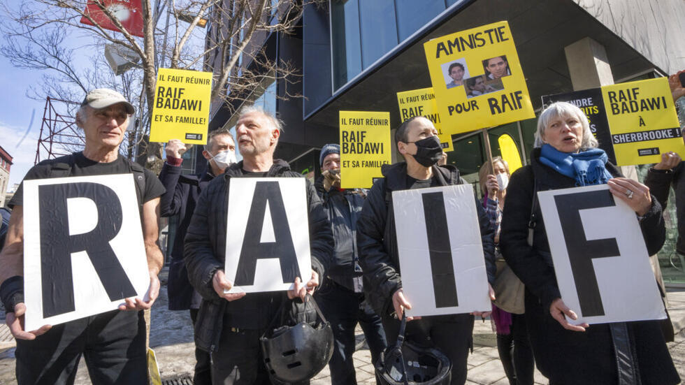 «En attendant Raïf», un documentaire sur le blogueur saoudien Raïf ...