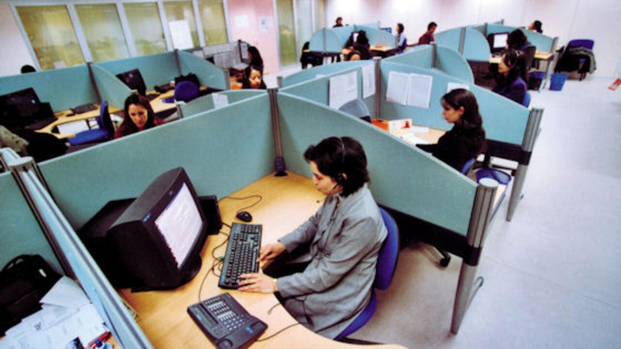 La France veut relocaliser les centres d’appels téléphoniques