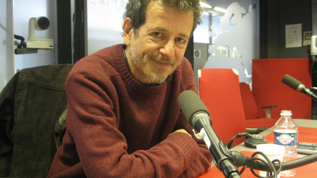 Sergio Boris, « Viejo, solo y puto » en París - El Invitado de RFI