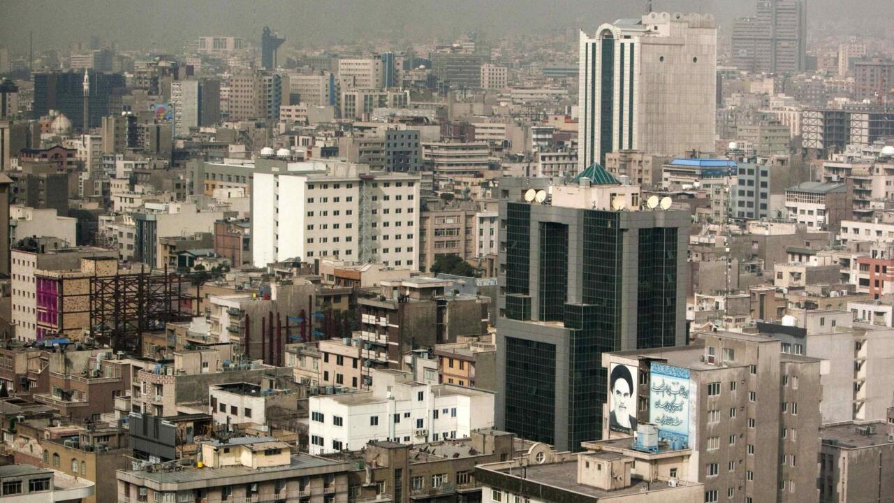 Acordo não vai beneficiar imediatamente os iranianos - Linha Direta