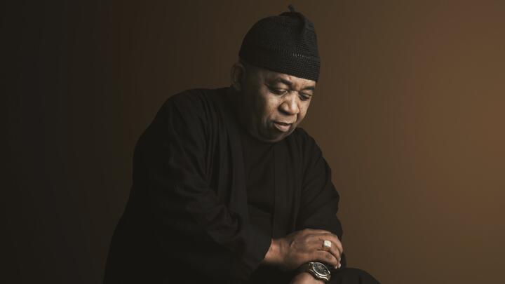 Ben Decca, la légende du makossa au Cameroun, en concert à l'Olympia le ...