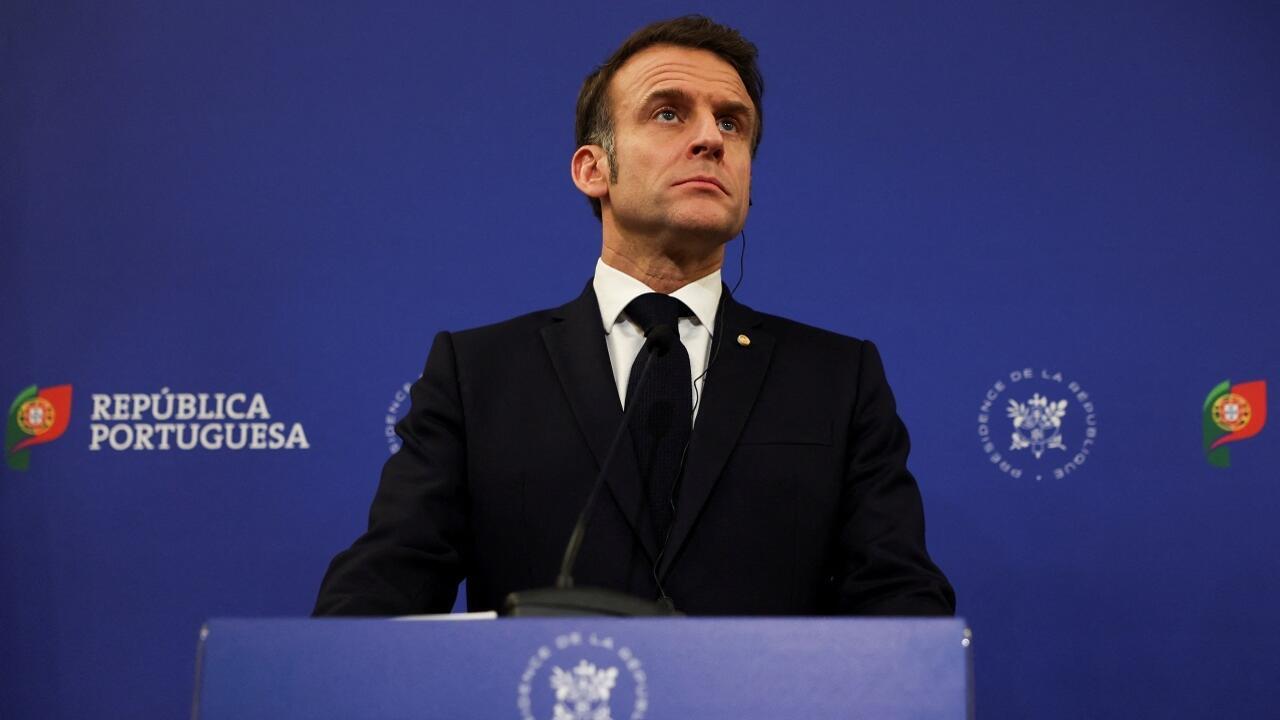 Macron defende Zelensky após bate-boca de presidente ucraniano com ...