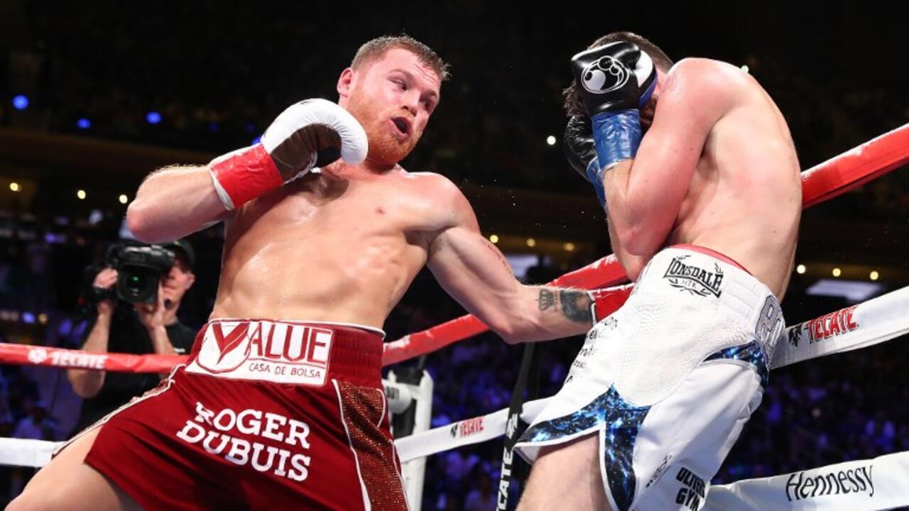 “Canelo” consigue su triple corona por la vía rápida - El Deportivo de RFI