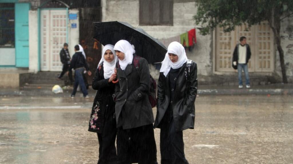 Gaza students dismayed by Islamic dress order - International report