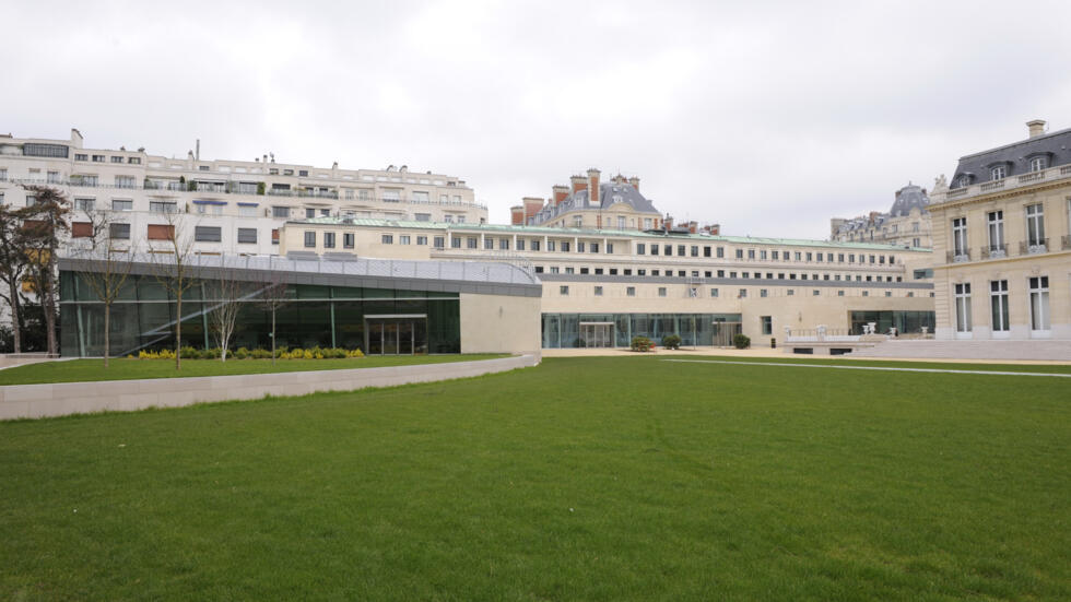 L'OCDE s'inquiète de voir la dette mondiale dépasser les 100 000 ...