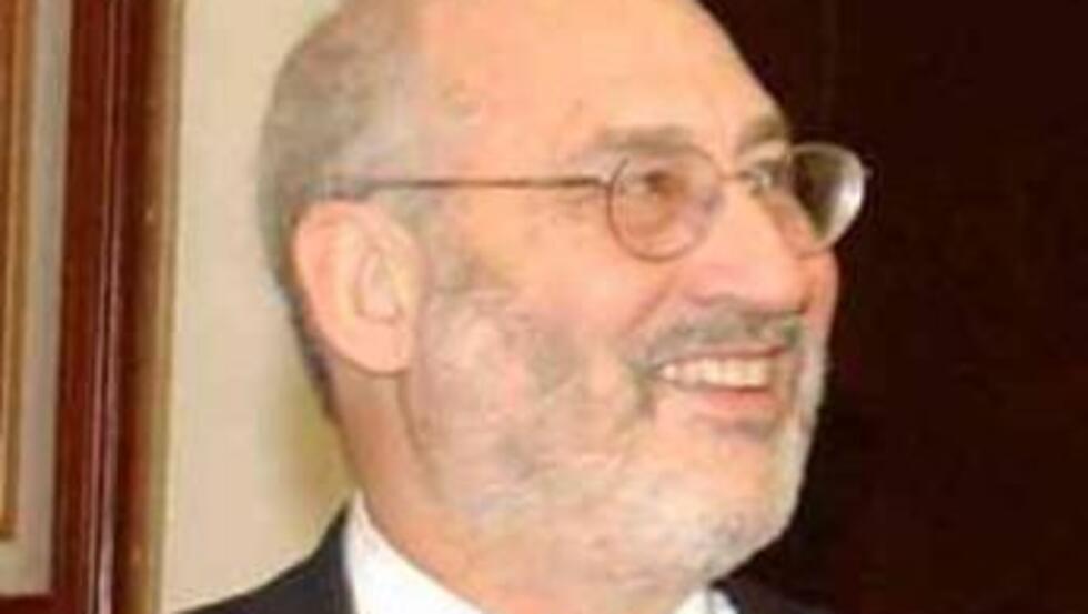 1. Joseph Stiglitz, prix Nobel d'économie - Internationales