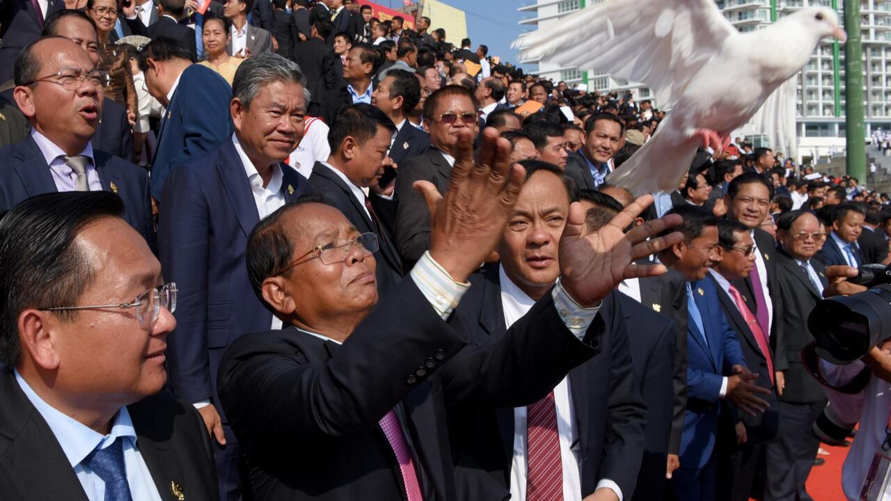 Camboja festeja 40 anos de fim de “reino do terror” do Khmer Vermelho