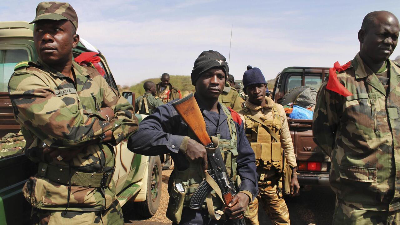 French, Malian troops clash with Islamists around Gao