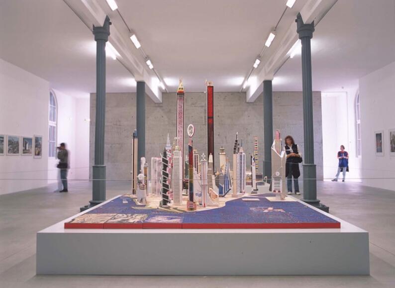 Hommage à Kingelez, artiste congolais et architecte d’utopies