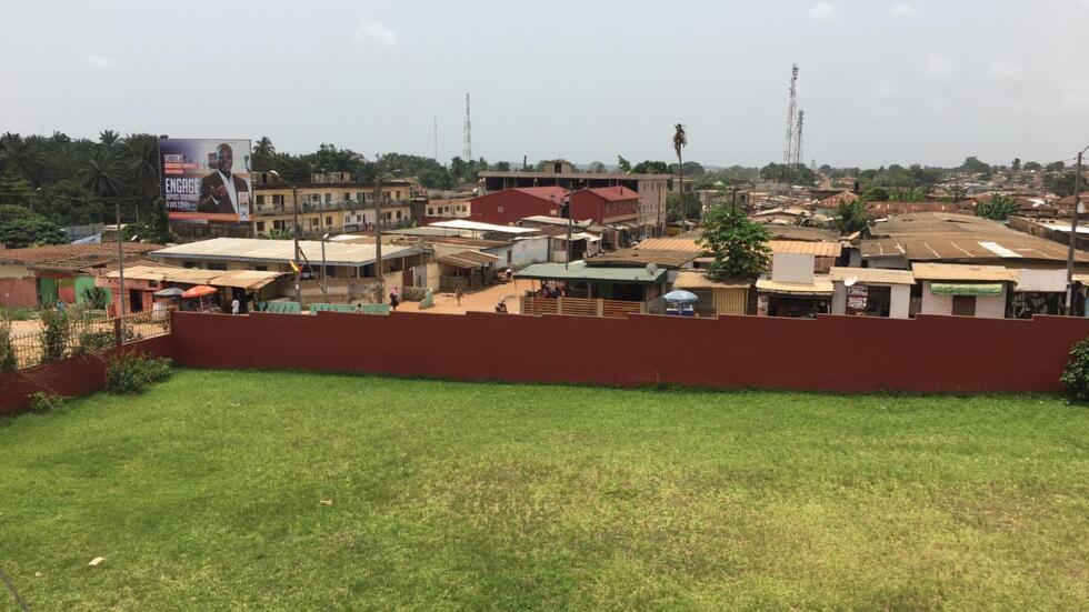 Côte d'Ivoire: à Dabou, entre détente et peur de rechute - Reportage ...