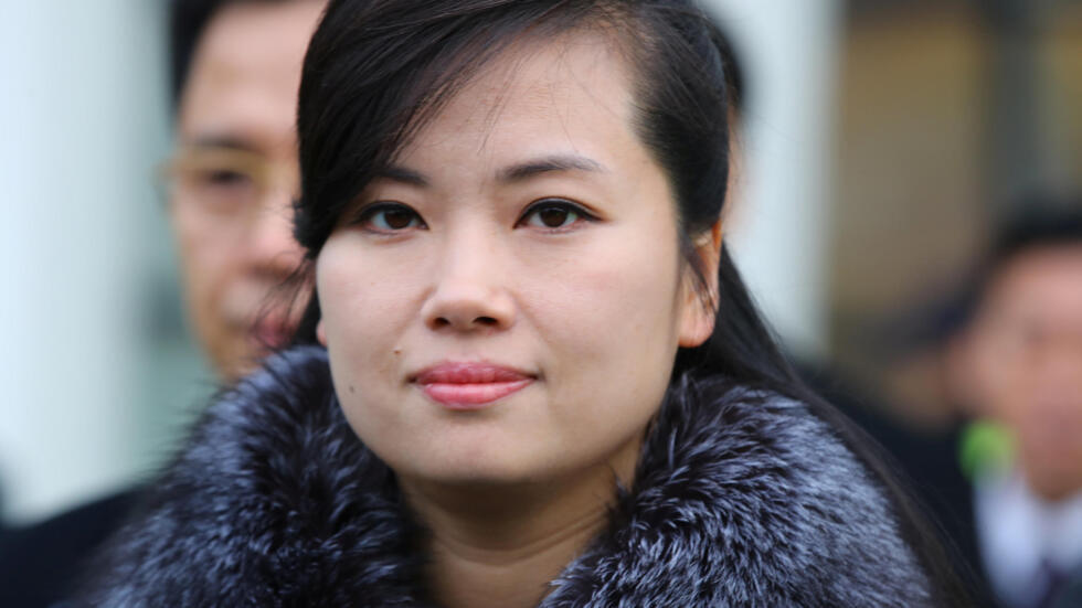 La visite de la star nord-coréenne Hyon Song-wol fascine les médias sud ...