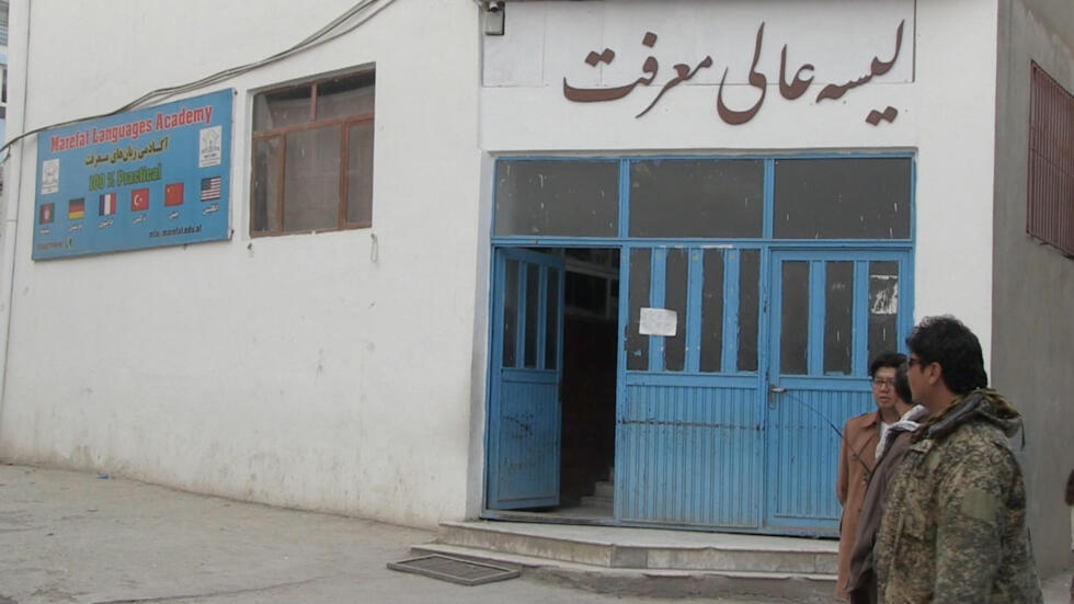 «Vie de prof» [4/5] : «J’apprends à être un héros» - Reportage ...