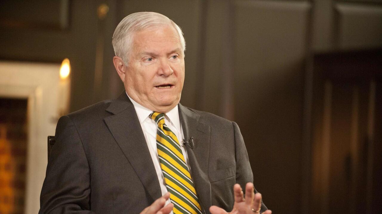 L’ex-secrétaire américain à la Défense, Bob Gates, critique la ...