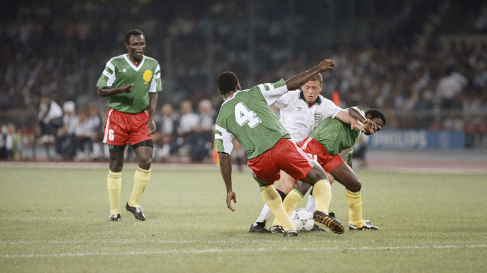 Football: au Cameroun, pluie d'hommages après la disparition d’Emmanuel ...