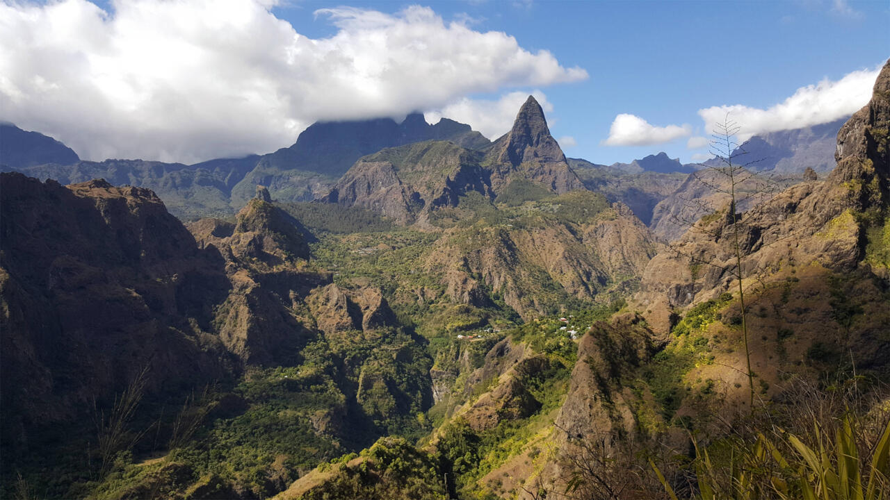 Mafate, cœur battant de La Réunion - Si loin si proche - RFI