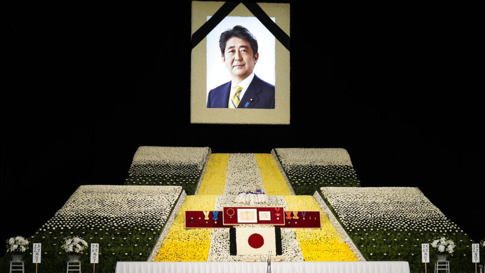 Nhật Bản : Vụ ám sát Shinzo Abe làm lộ rõ mối liên hệ giữa quyền lực ...