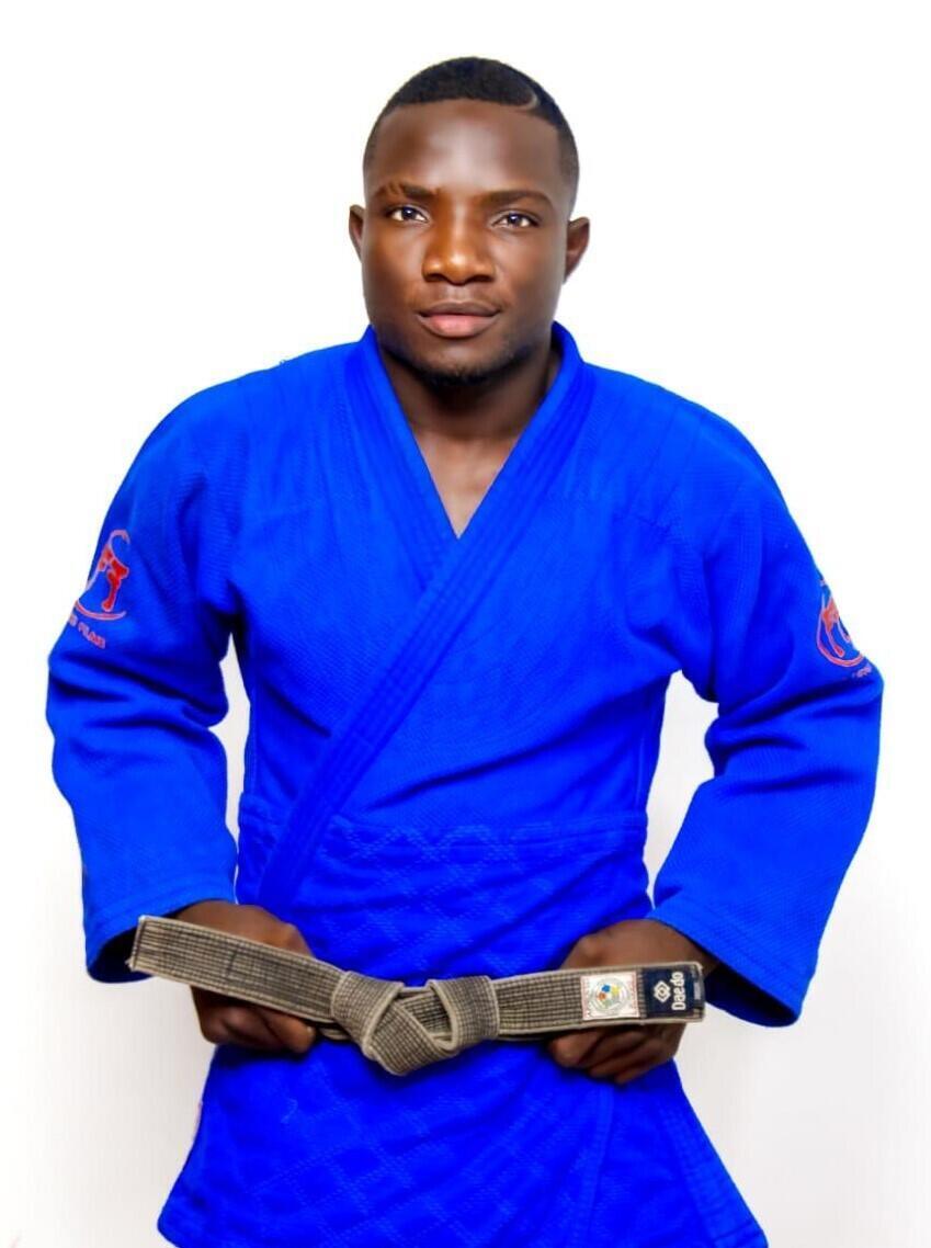 Judocas angolanos procuram apuramento para Paris-2024 - Desporto