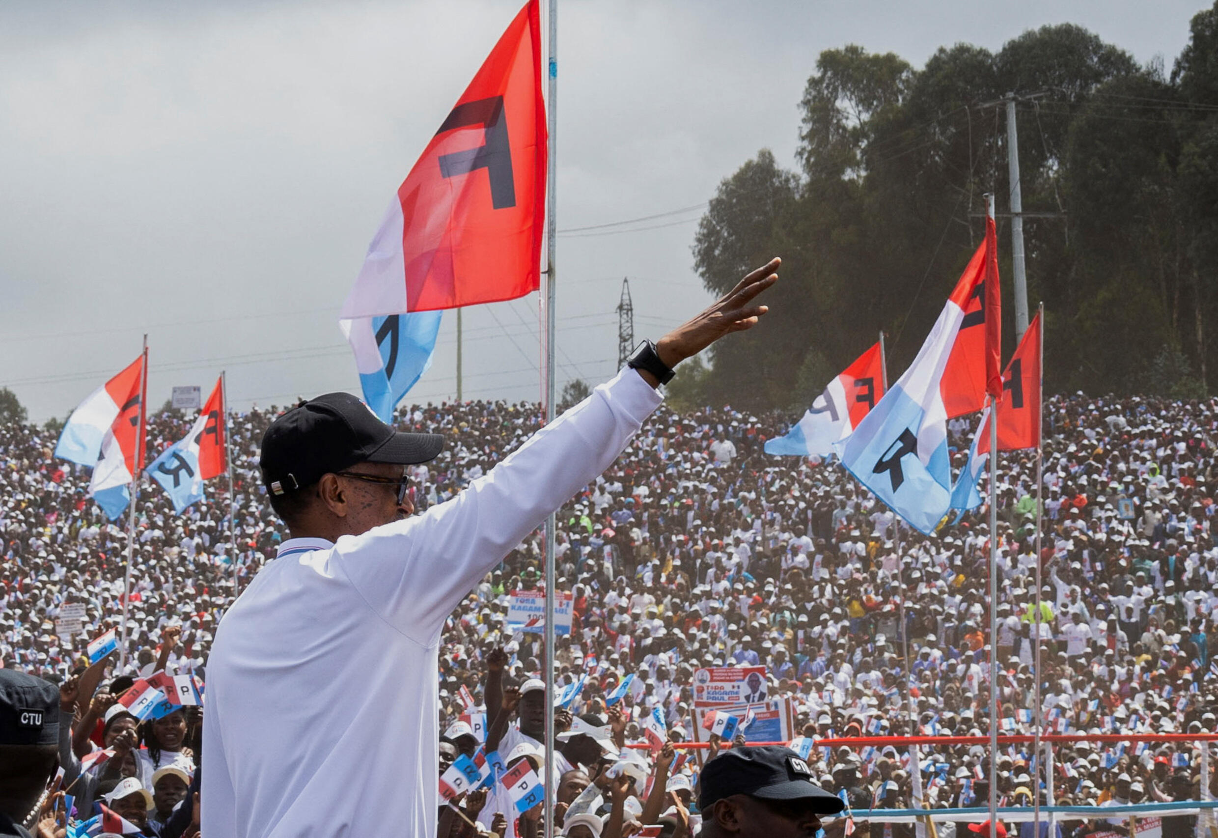Rwanda: le président Paul Kagame, candidat à sa réélection, donne son ...