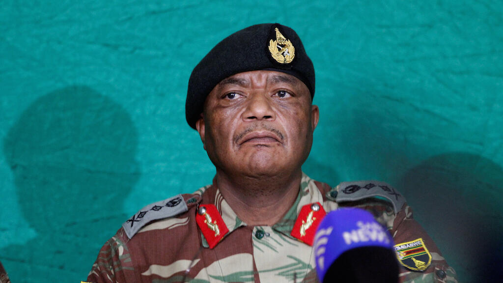 Zimbabwe: le général Chiwenga nommé vice-président de la Zanu-PF - RFI
