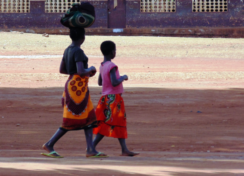 Capulana, o retalho de pano que é patrimônio cultural em Moçambique ...