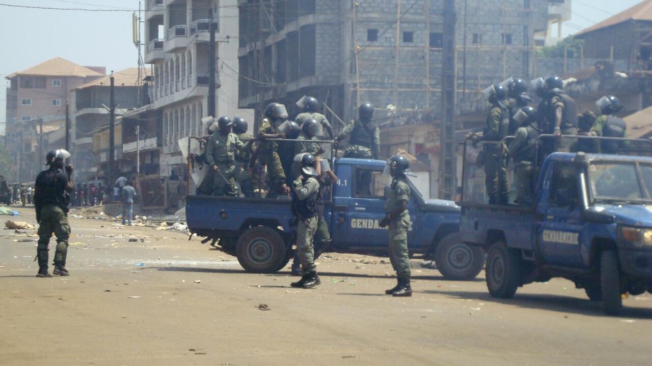 Guinée: la manifestation de l’opposition tourne à l’affrontement avec ...