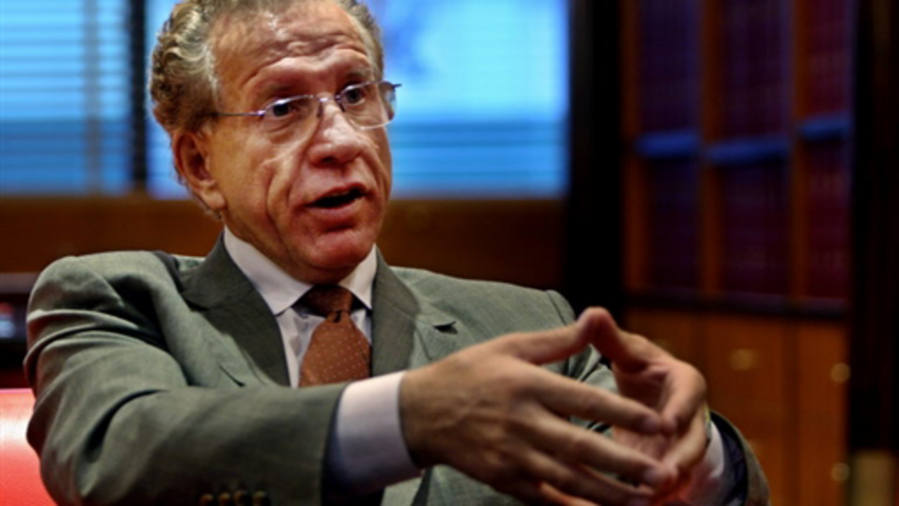 Behxhet Pacolli, «l’homme du Kremlin» à la tête du Kosovo