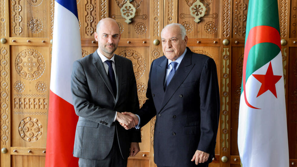 À la Une en Algérie: apaisement avec la France après la visite du ...