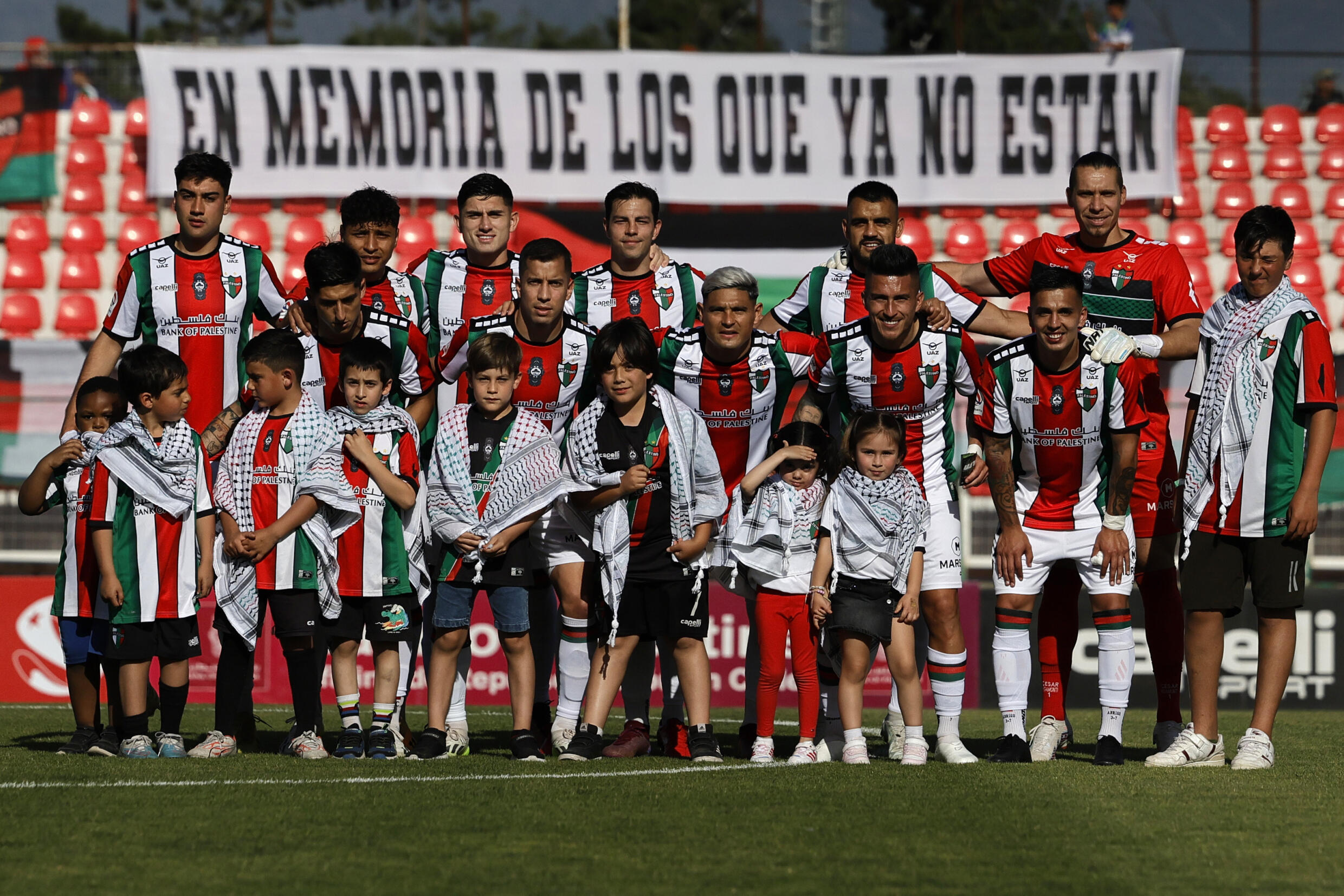"En memoria de los que ya no están", el club de fútbol Palestino de ...