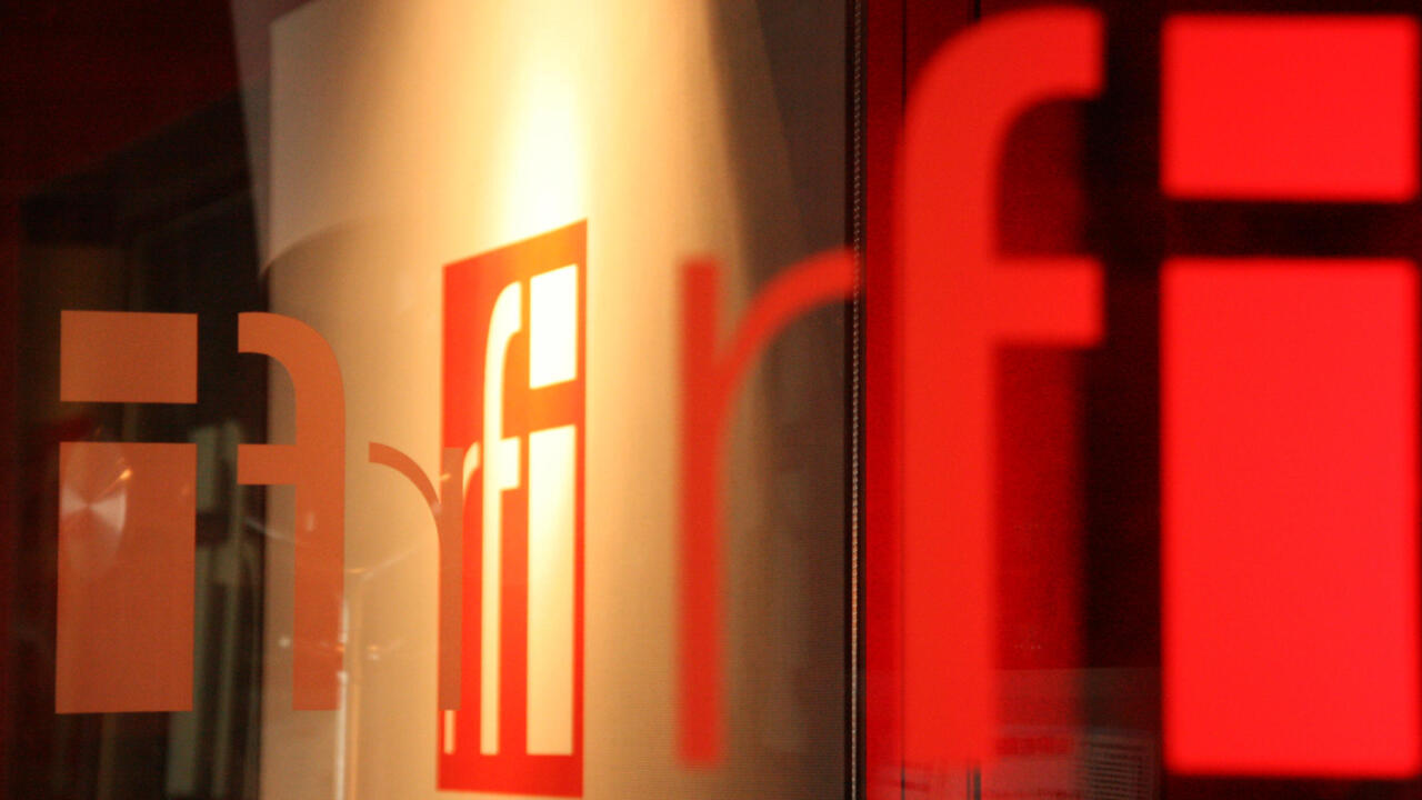 RFI Brasil 40 anos: adaptação à evolução tecnológica garantiu a ...