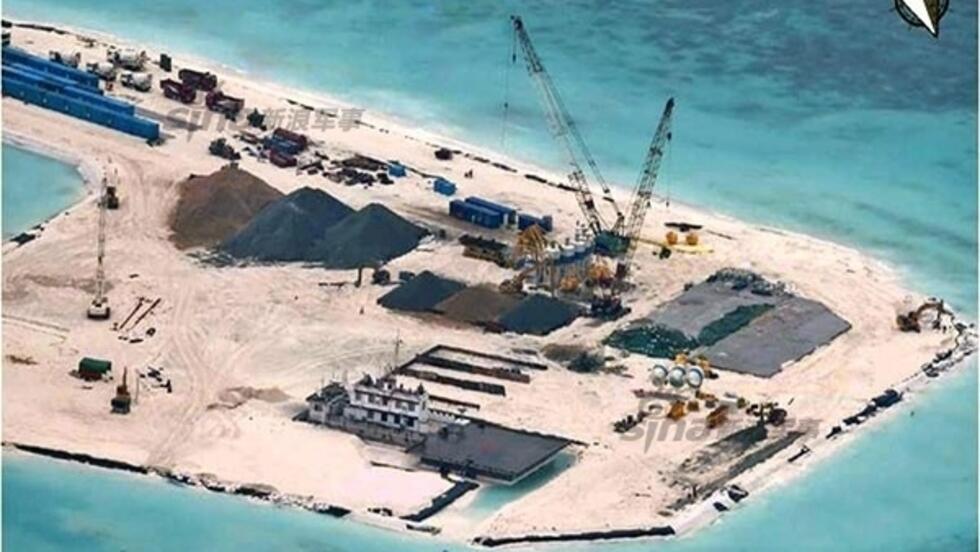 Bồi đắp đảo nhân tạo tại Trường Sa : Ba ý đồ của Trung Quốc
